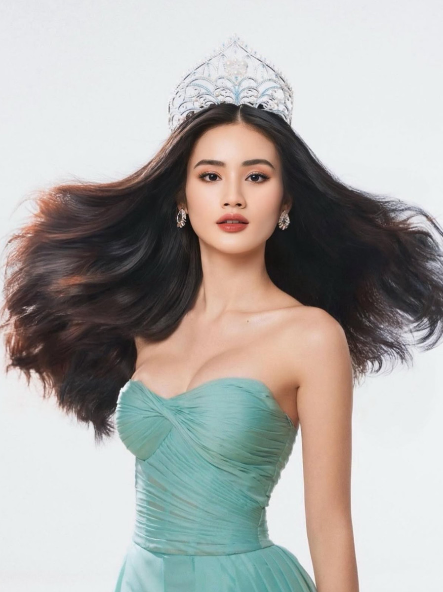 Miss World Vietnam for the 72nd Miss World Festival - Miss World