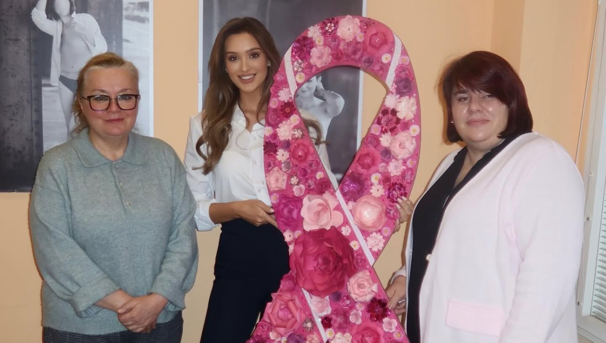 Miss Czech Republic Visits Alliance Supporting Women with Breast Cancer ...