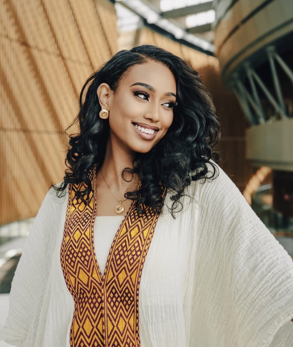 Miss World Africa and 1st runner-up takes part at 39th African Union ...
