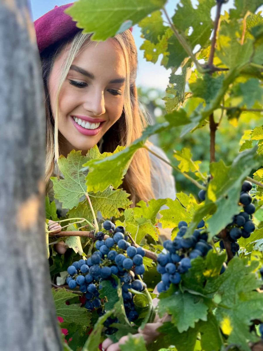 Miss World Argentina Alina Luz Akselrad celebrates Argentina’s harvest ...