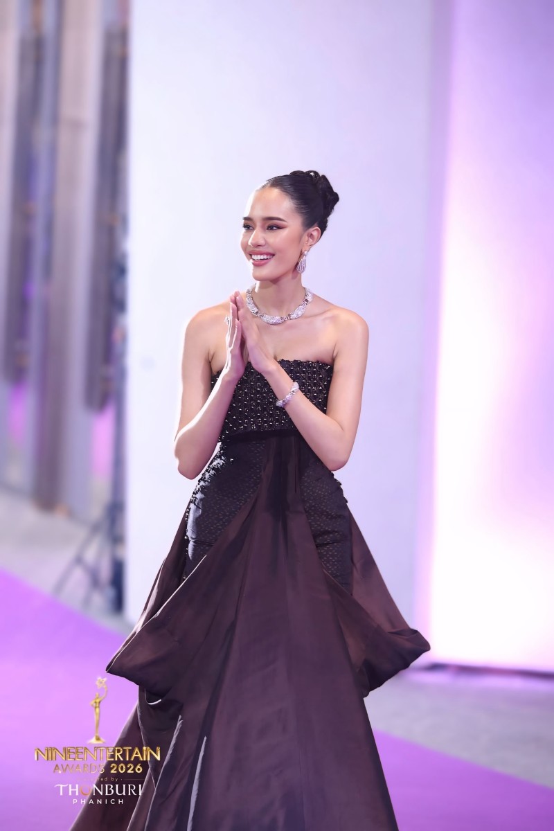 Miss World Opal Suchata Dazzles at the Nine Entertainment Awards 2026 ...