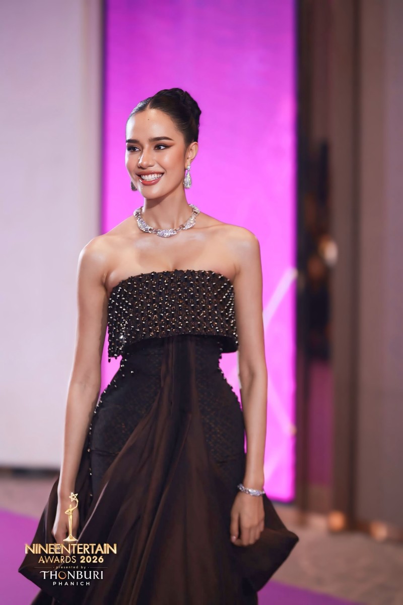 Miss World Opal Suchata Dazzles at the Nine Entertainment Awards 2026 ...